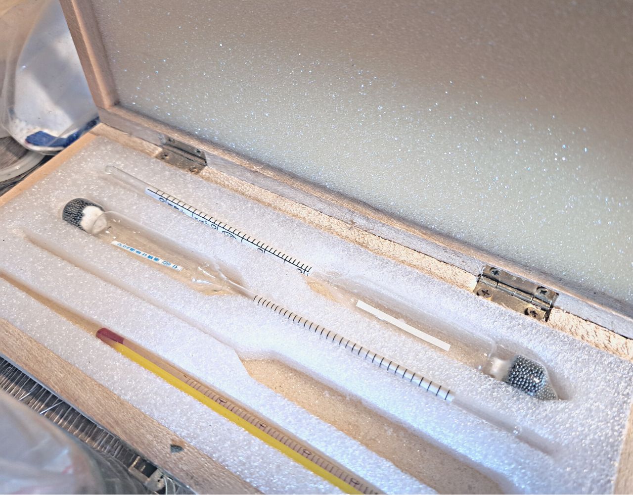 The Best Alcohol Meter For Distilling In 2023 (Spirit Hydrometer) - DIY ...